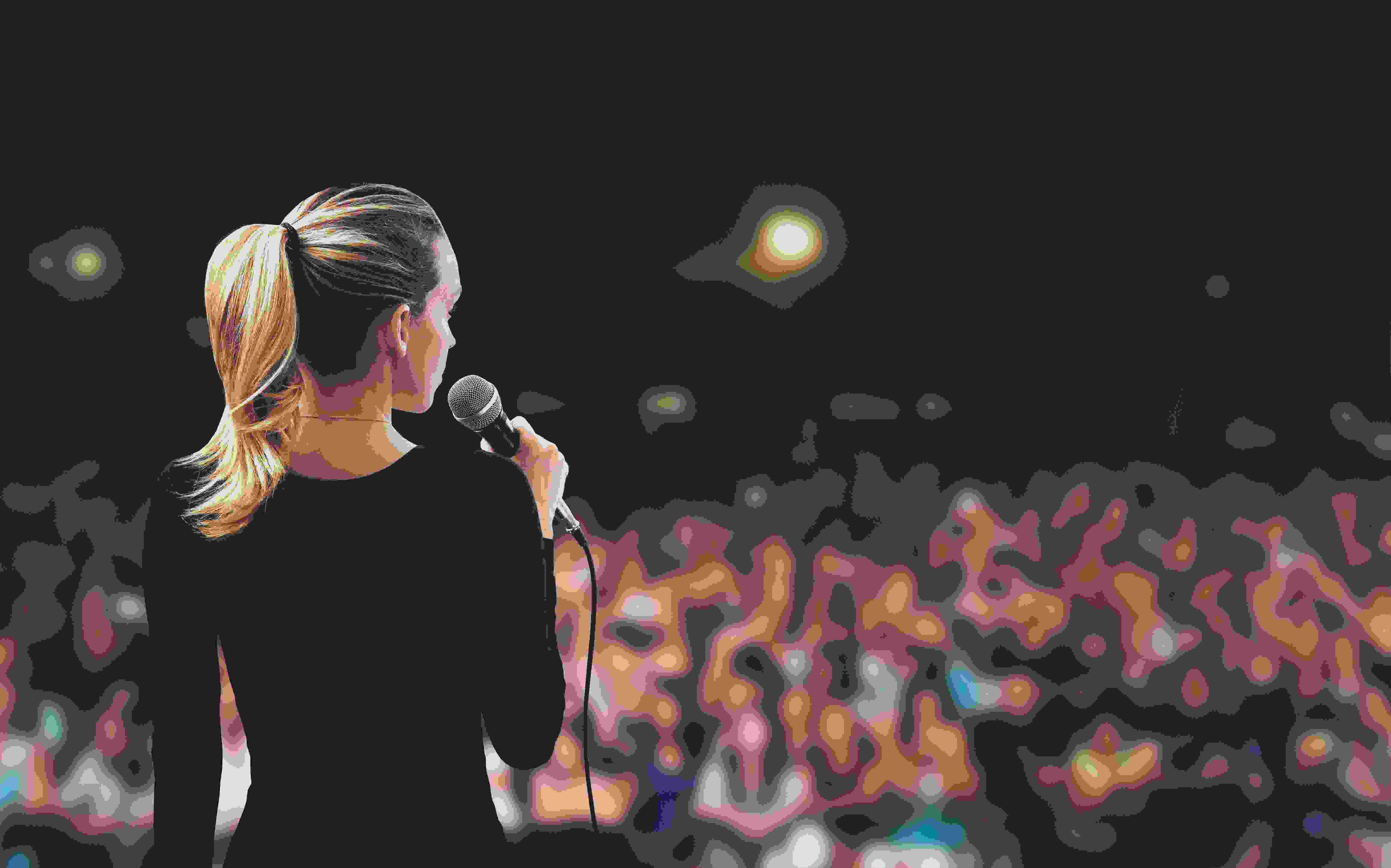 How to Keep Calm and Confident in Public Speaking?